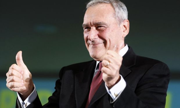 Grasso leader politico preoccupa il Quirinale. Gaffe sui social e i ...