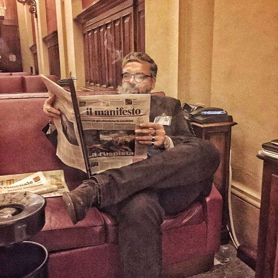 Una bio informale - L'uovo di Colombo