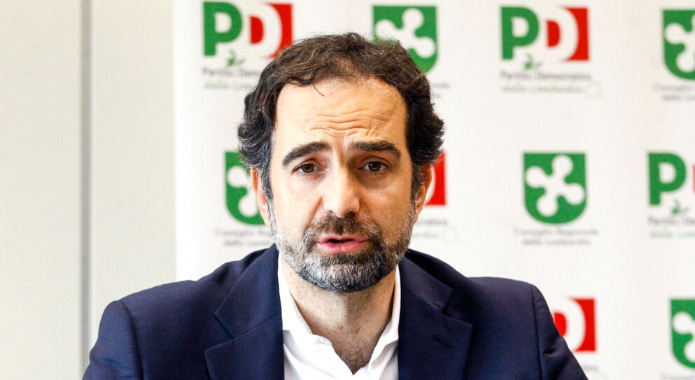 Tre Interviste Tre. Passaro (capo Cerimoniale Chigi), Brescia (M5s) E ...