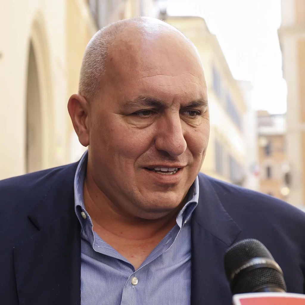 Giorgia E Le Altre. La Prima Donna (e Mamma) Premier Fa Scalpore E Pure ...