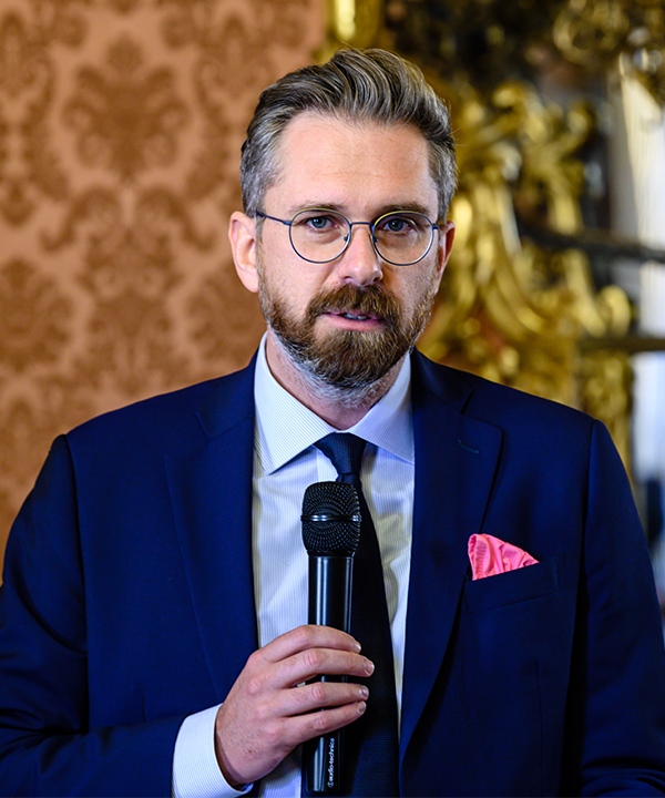 Il Pd Cerca Di Fermare Il Suo Cupio Dissolvi. Una Situazione Da ...